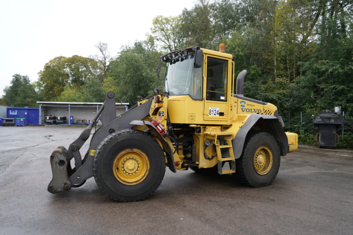 Loader Volvo L90E - 2002 - PS Auction - We value the future - Largest ...
