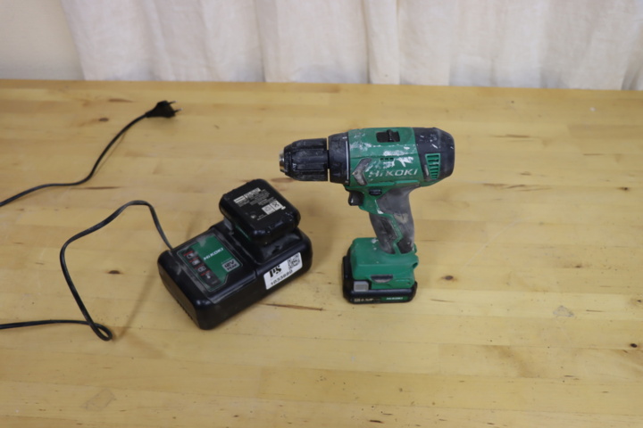 Hikoki screwdriver - PS Auction - We value the future - Largest in net auctions