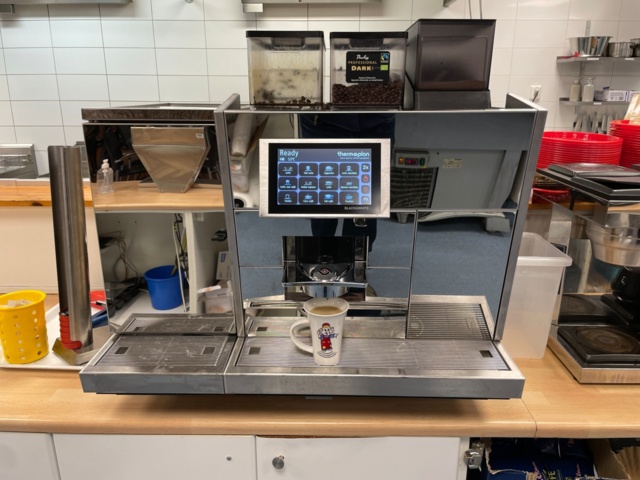 Thermoplan Black & White Swiss Quality Coffee machine - PS Auction - We ...