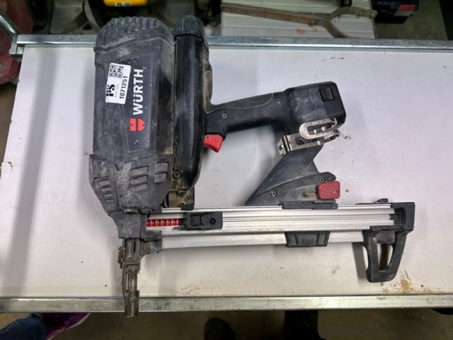 Nail gun Würth Master Dig CS-2 Power - PS Auction - We value the future ...