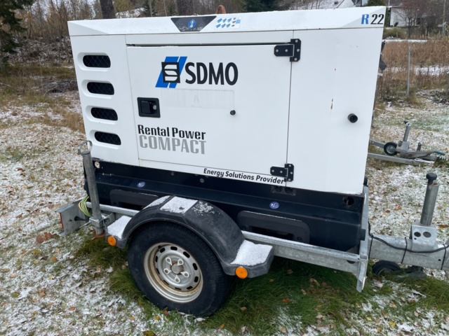 SDMO r 22 Power plant only 4000 hours - PS Auction - We value the ...