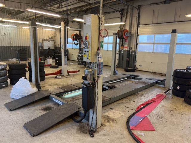 4-Pillar lift Werther 443JC 4Ton -2013 - PS Auction - We value the ...