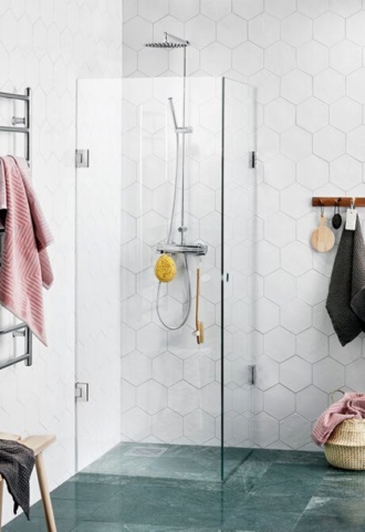 Alterna Luxor Shower screen - New - PS Auction - We value the future ...