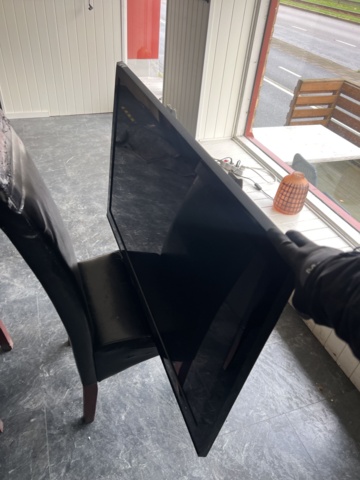 TV LG 42PQ2000 - 42 inches - PS Auction - We value the future - Largest ...