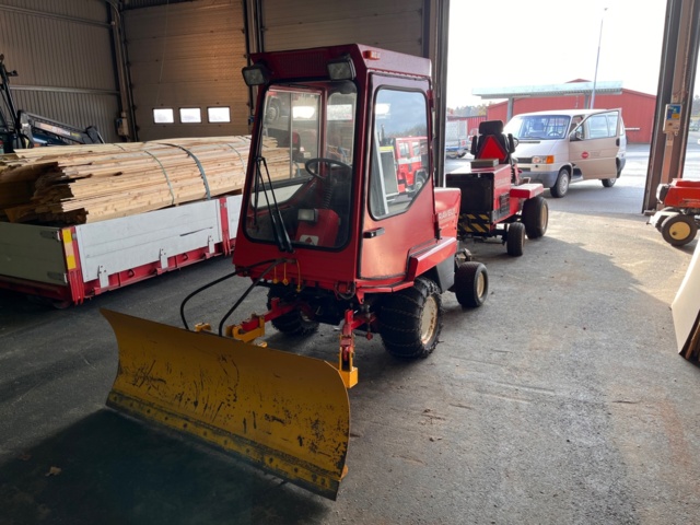 Repurposed Lawnmower - Plow with cab Gravely promaster 400 4 wheel ...