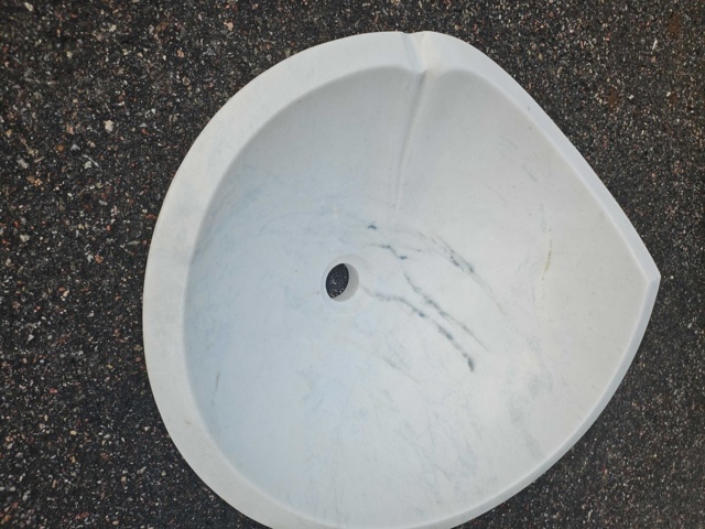 Handfat i sten - Auktioner online - Nätauktioner & Konkursauktioner ...