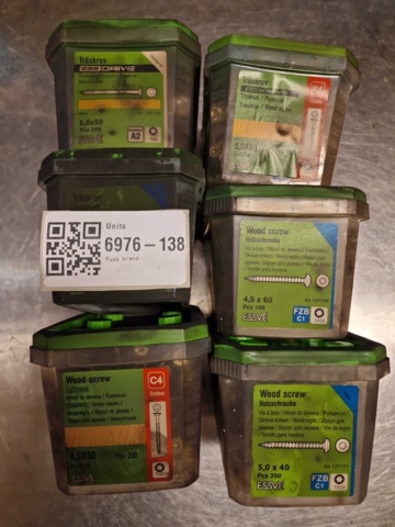 Sortiment med Essve skruvar - PS Auction - We value the future ...