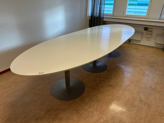 Conference table 3-part oval 350x120 - PS Auction - We value the future ...
