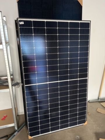 12 solar panels - LONGI 375W - PS Auction - We value the future ...