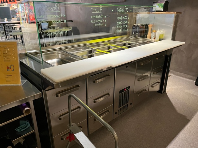 Display fridge with glass dome, 12 drawers and cooling basin - PS ...