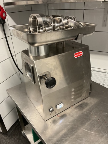 Berkel Meat Grinder -2021 - PS Auction - We value the future - Largest ...