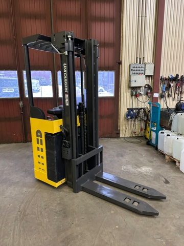 Stand stacker Atlet A/200STFVJN360 - 2017 - PS Auction - We value the ...