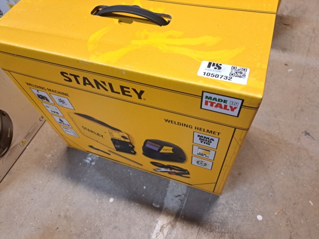 Stanley Welding machine with Mask - PS Auction - We value the future ...