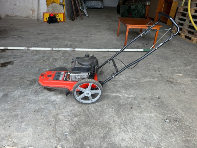 Grästrimmer, Ariens 22 string trimmer - PS Auction - We value the ...