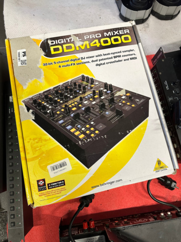 Behringer DDM 4000 mixer - PS Auction - We value the future - Largest ...