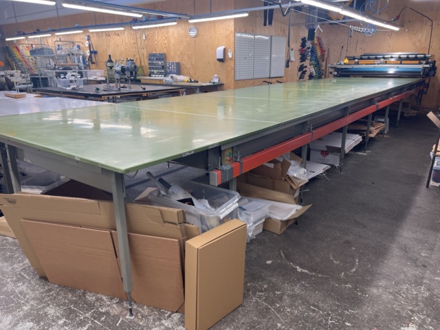 Laying machine with table Niebuhr - PS Auction - We value the future ...