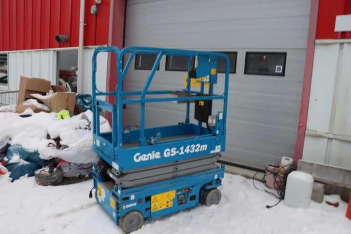 Scissor lift Genie GS-1432M (-22) - PS Auction - We value the future ...
