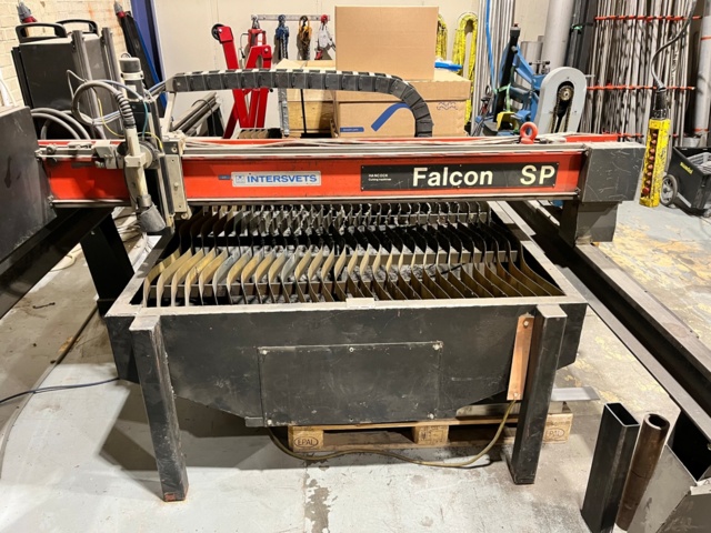 Plasma table with cutting machine - Hancock Falcon SP - PS Auction - We ...