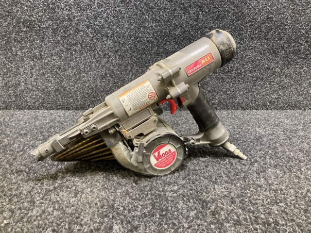 Pneumatisk spikpistol MAX CNV400A - Auktioner online - Nätauktioner & Konkursauktioner | PS Auction
