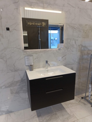Bathroom interior Macro Design - Black/White - PS Auction - We value ...