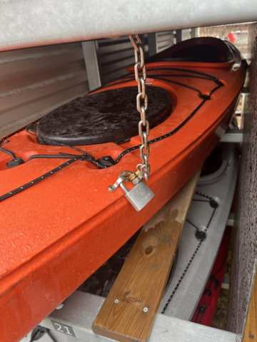 12 kajaker med ställning - Auktioner online - Nätauktioner ...