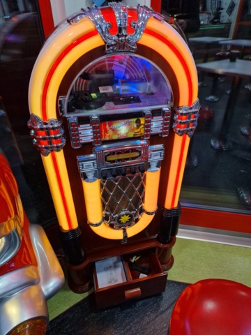Jukebox wurlitzer copy - PS Auction - We value the future - Largest in ...