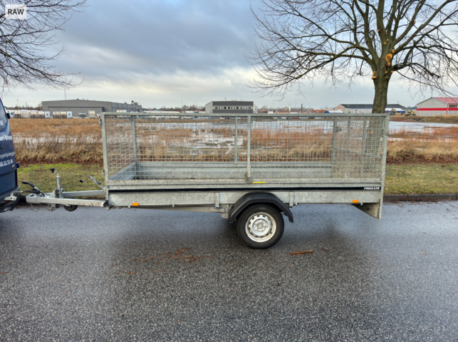 Thule D0750 THULE B02, tipper trailer with loading ramp - PS Auction ...
