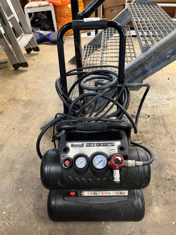 Compressor Hercules 2.0Hp 8-8Lt 10 Bar - PS Auction - We value the ...