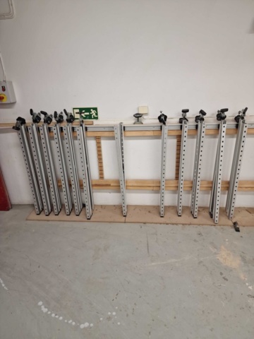 Fixturer Plano 13st, längd 110cm - Auktioner online - Nätauktioner ...