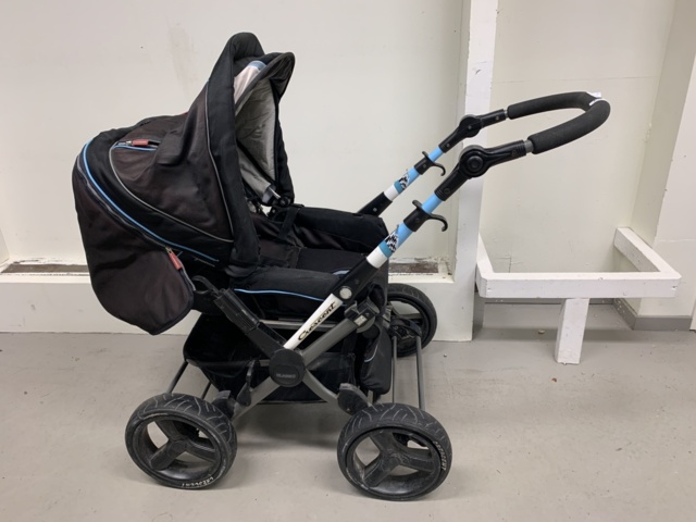 Barnvagn Crescent Classic - Svart/Brun - Auktioner online ...