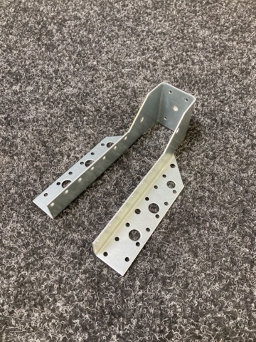 52 pcs of beam shoes Essve 45x197 mm - PS Auction - We value the future ...