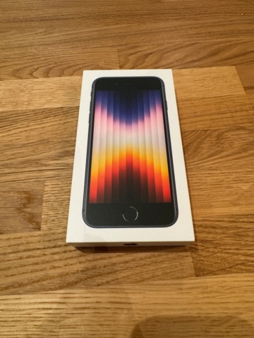 iPhone SE, Midnight, 64GB - Auktioner online - Nätauktioner ...