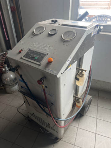 AC Recycling Station - Waeco RHS780 - PS Auction - We value the future ...