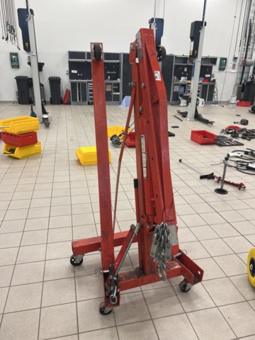 Motor lift 8 tons - Pela - PS Auction - We value the future - Largest ...
