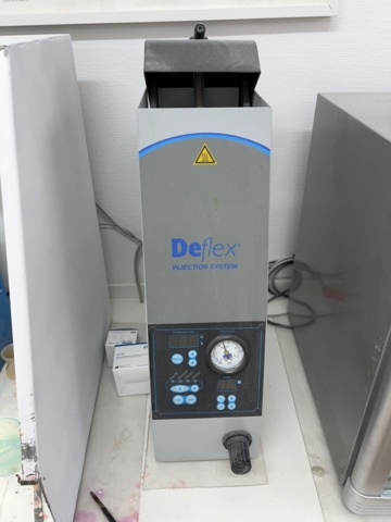 Injection unit, Deflex Injection System MAD 1400 - PS Auction - We ...