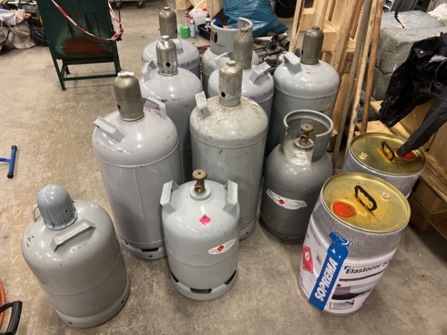 Gas tubes 15 pcs - PS Auction - We value the future - Largest in net ...
