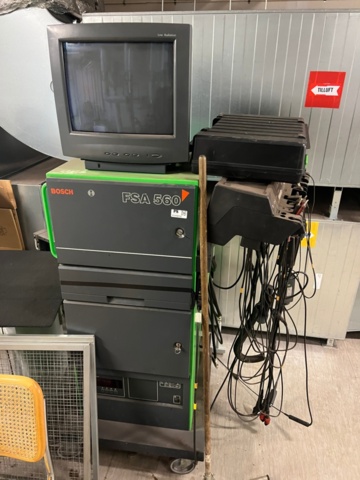 Test machine for older cars Bosch FSA 560 / KTS 520 - PS Auction - We ...