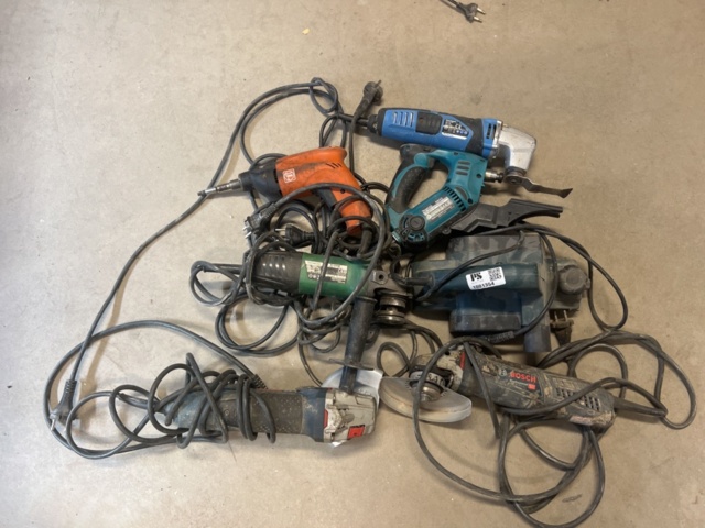 Electric hand tools 7 pcs with cord - PS Auction - We value the future ...