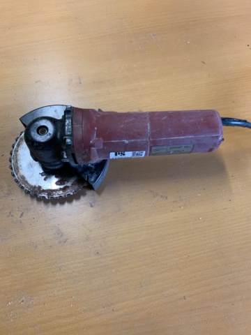 Adamant Sparkless angle grinder Twincutter - PS Auction - We value the ...