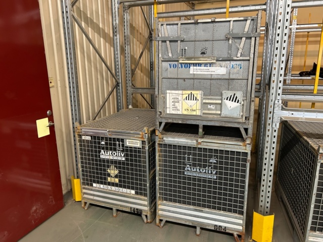 Autoliv Airbag Modul - Airbag storage box 11 pieces - PS Auction - We ...