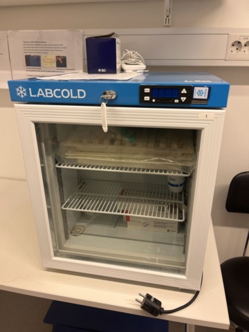 Lab refrigerator - Labcold - PS Auction - We value the future - Largest ...