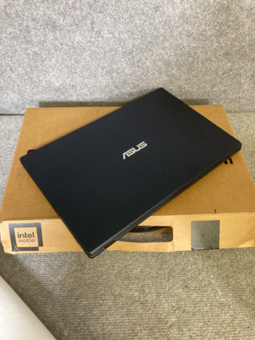 ASUS Laptop E510 15.6" laptop with Intel processor & 64 GB - PS Auction ...