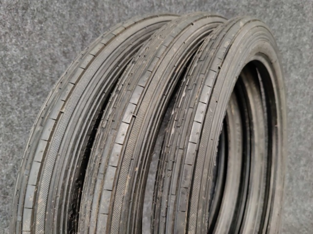 3 MC tires Avon Speedmaster MKII AM6 3.00-20 50S - PS Auction - We ...