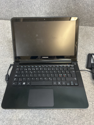 Laptop Samsung NP900X3A - Auktioner online - Nätauktioner ...