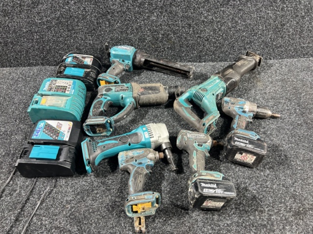 Electric hand tools 7 pcs with accessories - Makita - PS Auction - We ...