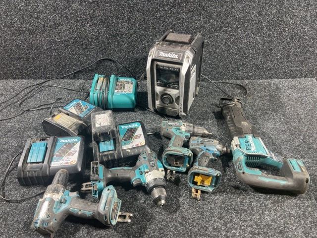 Electric hand tools 6 pcs with 4 chargers - Makita - PS Auction - We ...