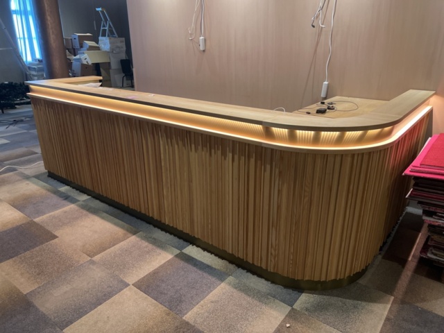 Bar counter for dismantling - PS Auction - We value the future ...
