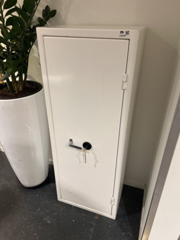 Safe/Gun safe Unisafe KVS 2000 S - PS Auction - We value the future ...