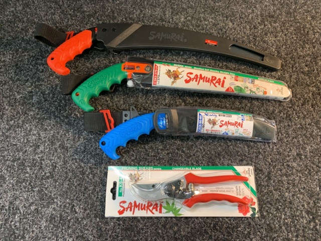 Kit with 4 Samurai garden tools - PS Auction - We value the future ...