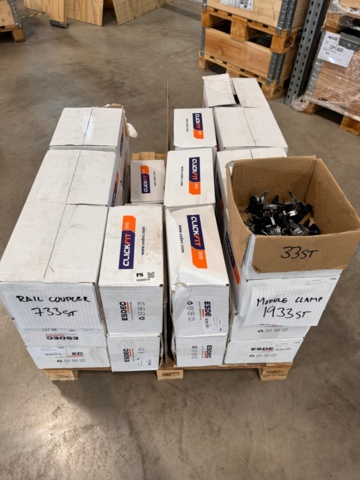 Mounting material solar cells, Esdec, approx. 1900 module clamp and 733 ...